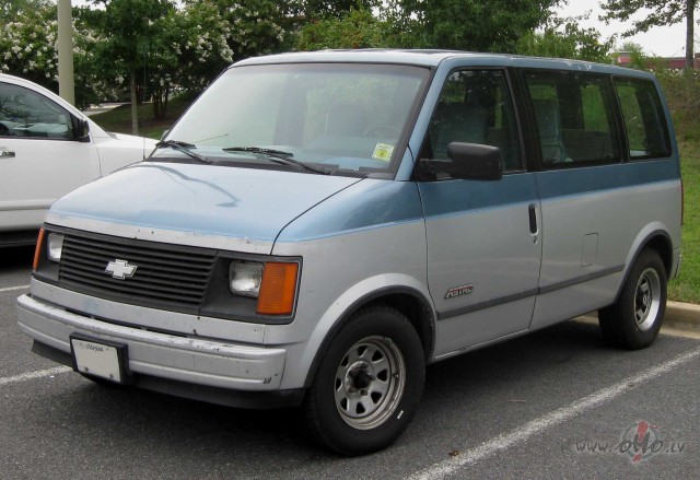 Chevrolet Astro reviews and technical data
